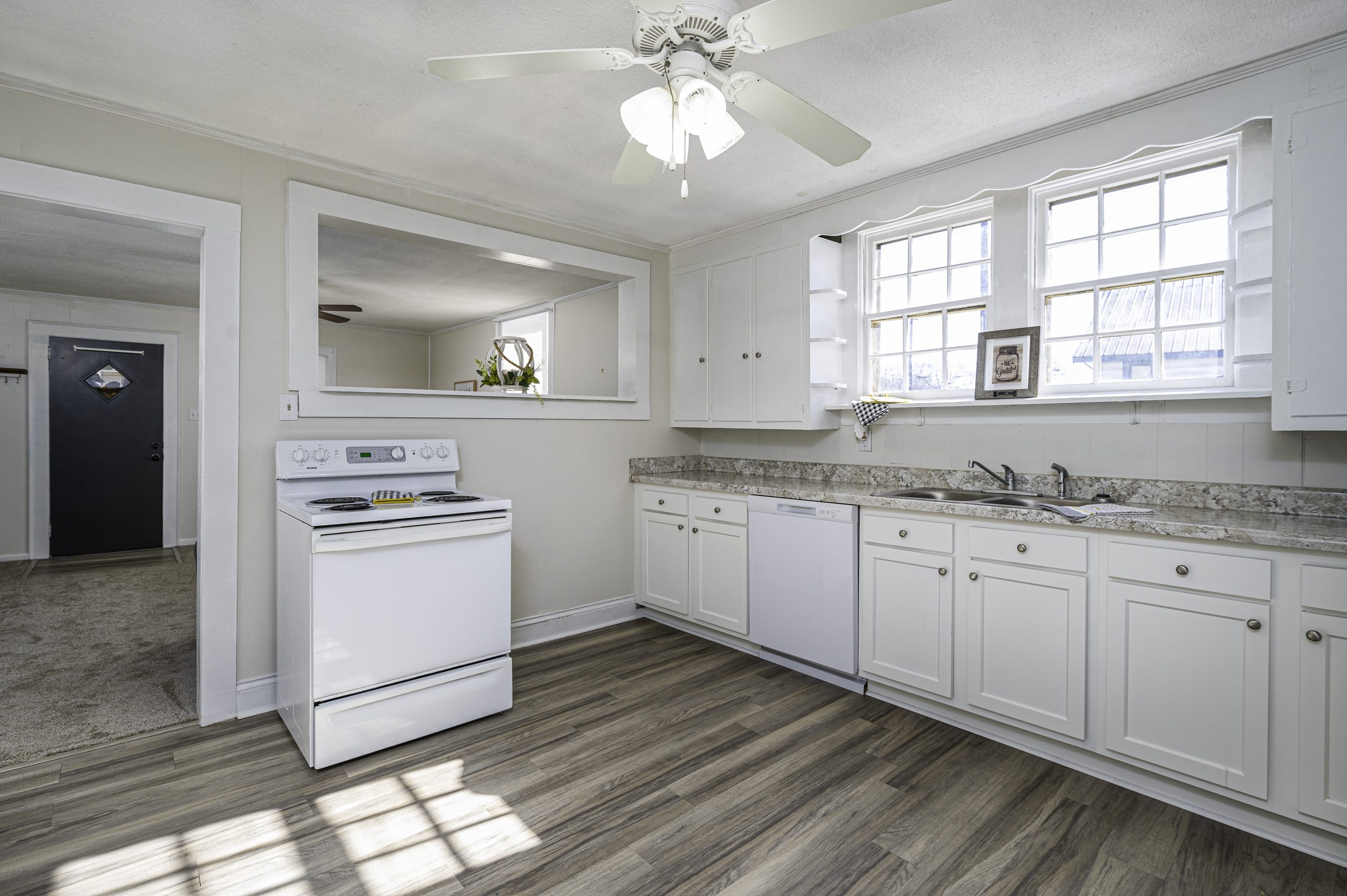 834 Carolina Mill Circle - Megan Dills