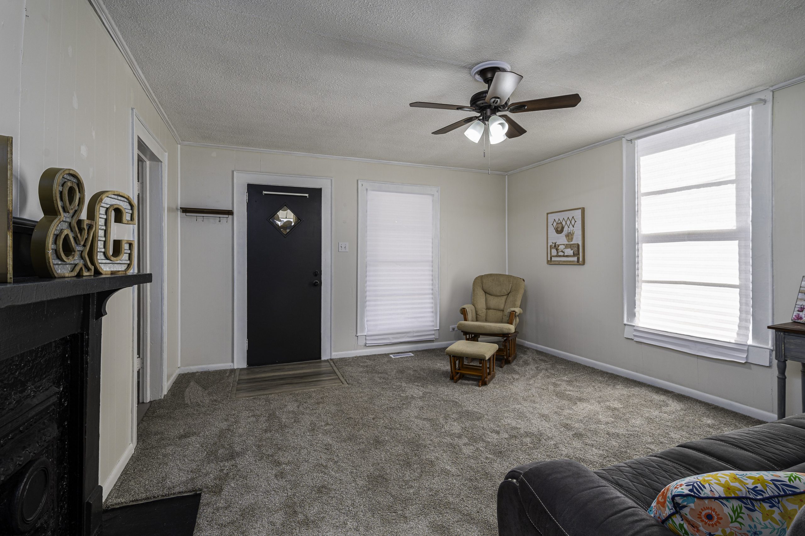 834 Carolina Mill Circle - Megan Dills